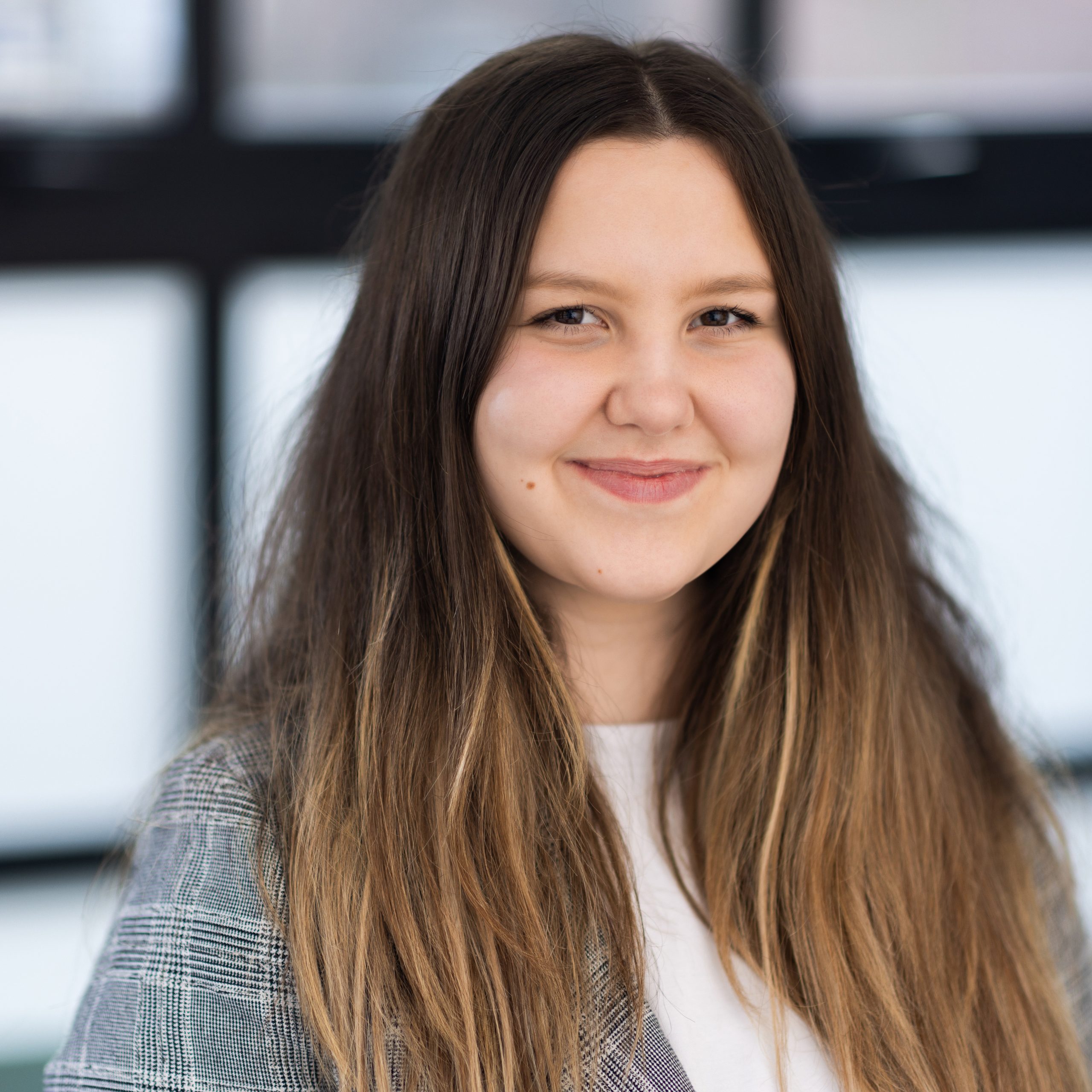 Robyn Lovelock - Mogers Drewett